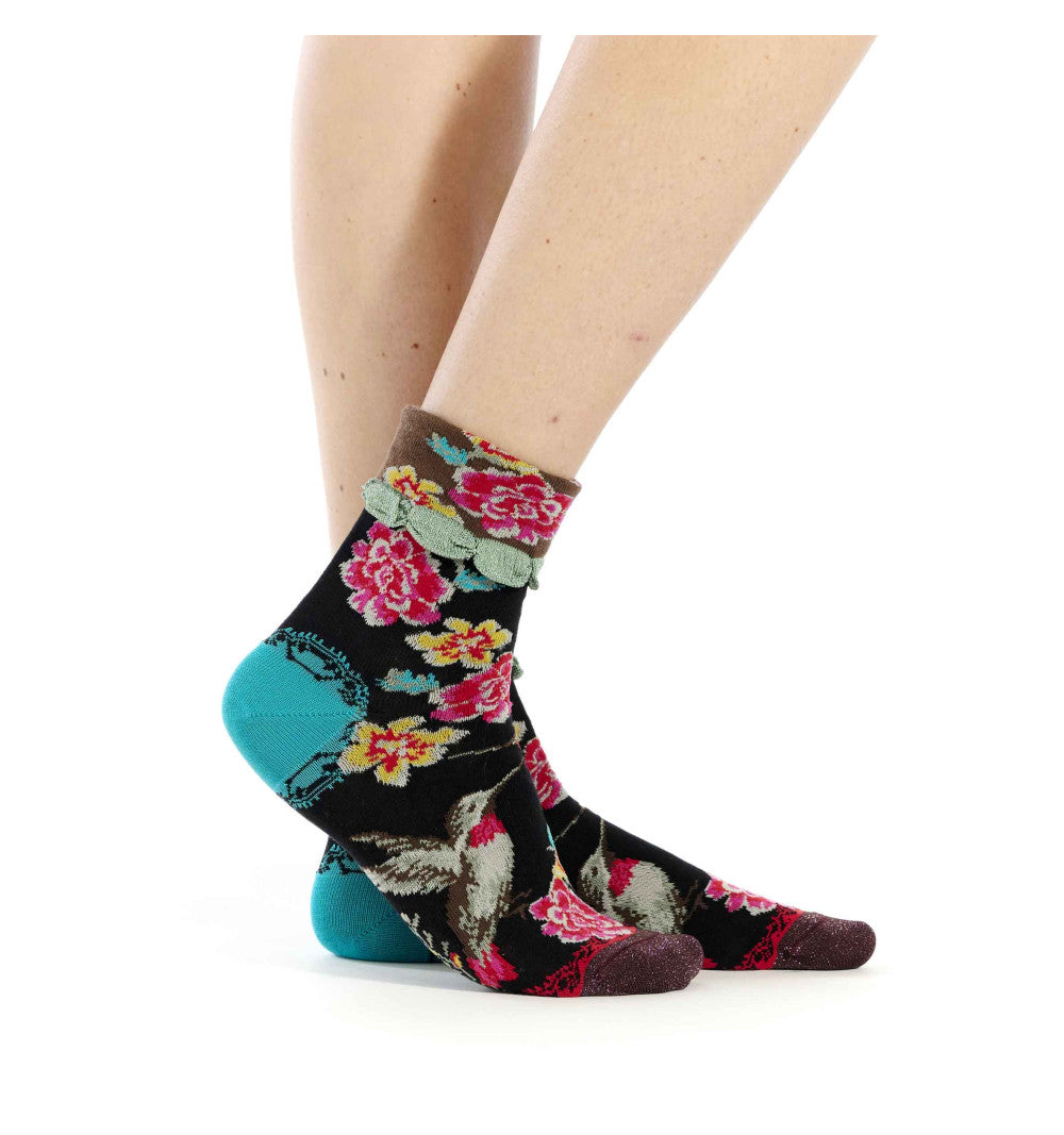 Carpates Flowers Women's Fuzzy Cuff Quarter Socks